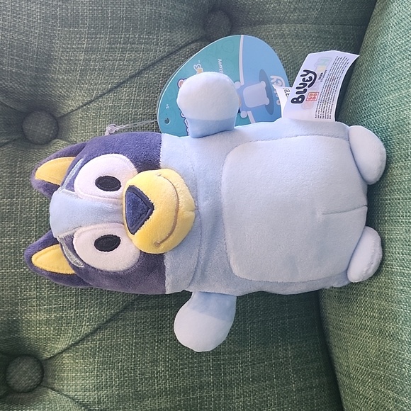 Squishmallows | Toys | Squishmallows Bluey 8 Hugmees | Poshmark